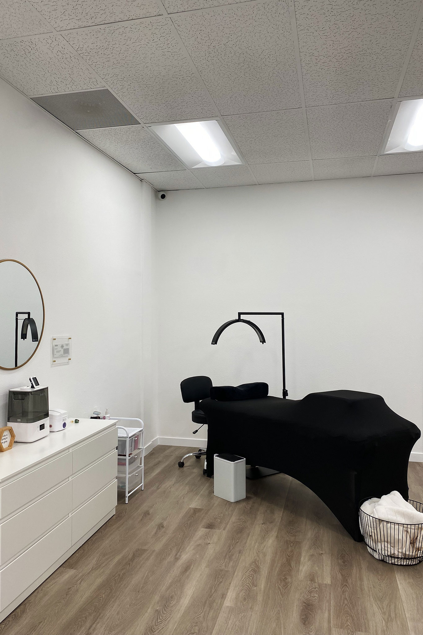 Eyelash Extensions Canoga Park, Los Angeles | Lash Artist